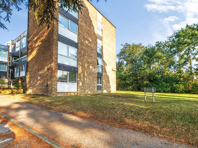3 bedroom duplex for sale