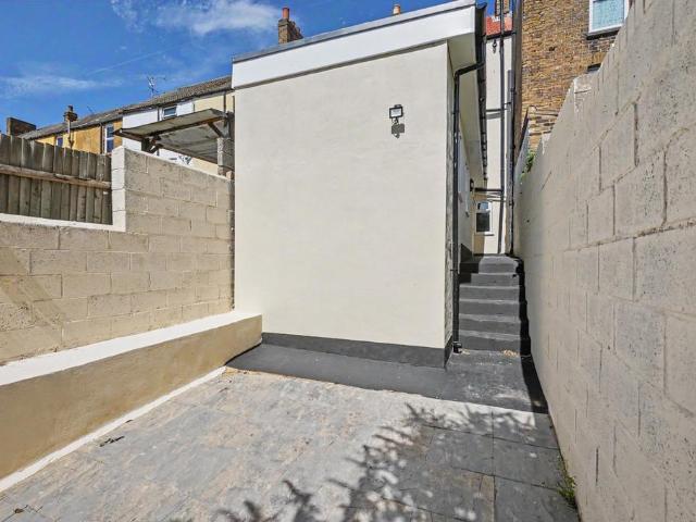 3 bedroom duplex for sale
