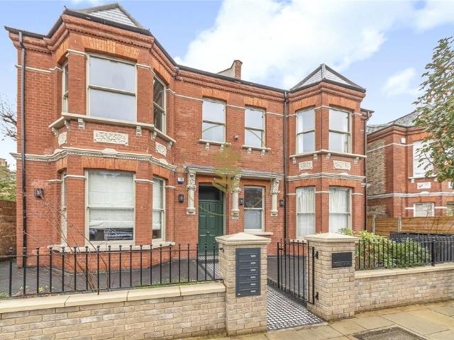 3 bedroom duplex for sale