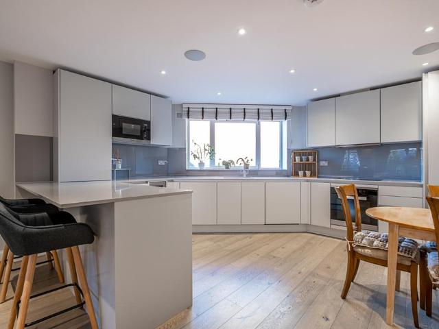3 bedroom duplex to rent