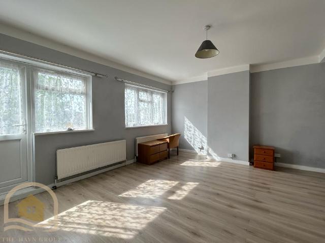 3 bedroom duplex to rent