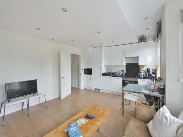 3 bedroom duplex to rent