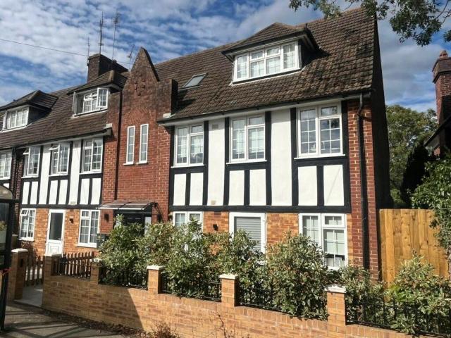 3 bedroom duplex to rent