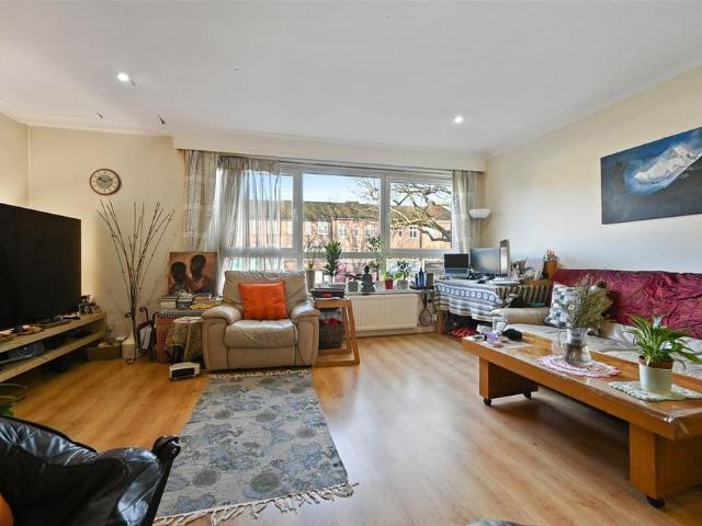 3 bedroom duplex to rent