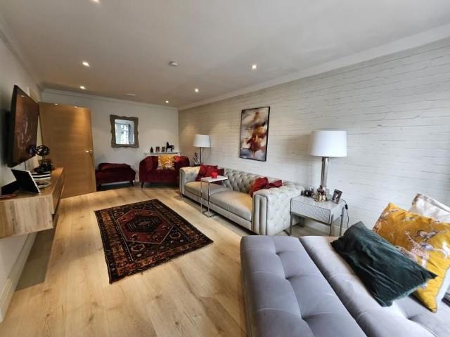 3 bedroom duplex to rent