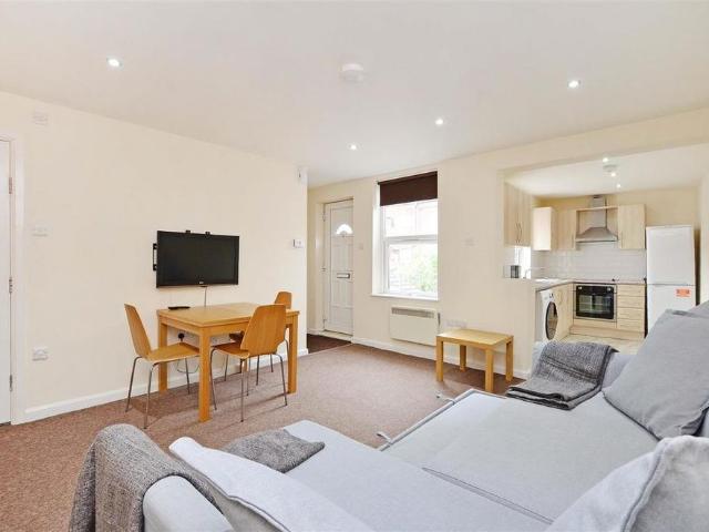 3 bedroom duplex to rent