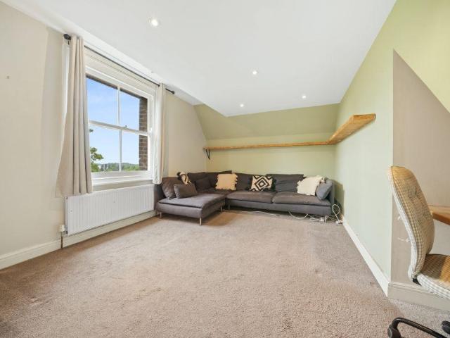 3 bedroom duplex to rent