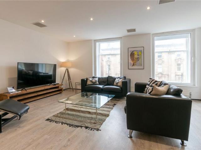 3 bedroom duplex to rent