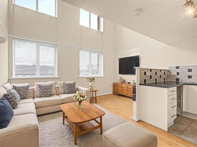 3 bedroom duplex to rent