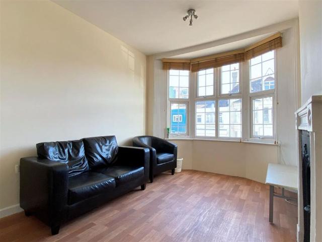 3 bedroom duplex to rent