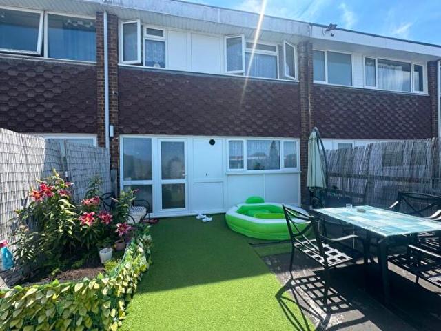 3 Bedroom Duplex To Rent In Jansel Square, Aylesbury, HP21