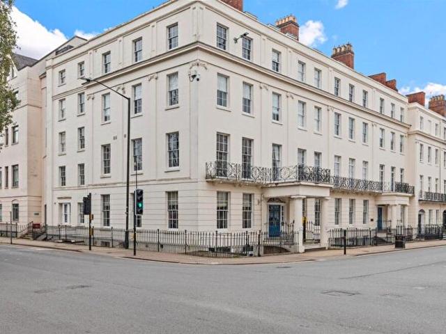 3 Bedroom Duplex To Rent In The Parade, Leamington Spa, CV32