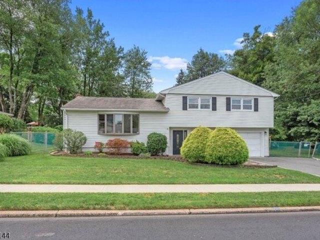 3 bedroom, Emerson NJ 07630 104898244