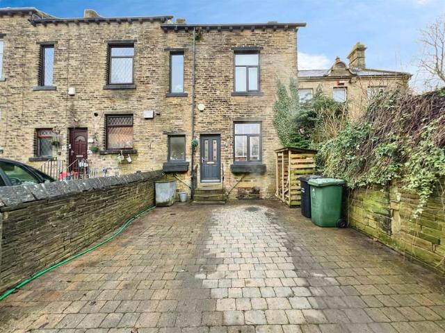 3 Bedroom End Of Terrace House