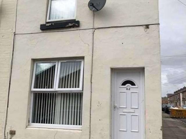 3 Bedroom End Of Terrace House