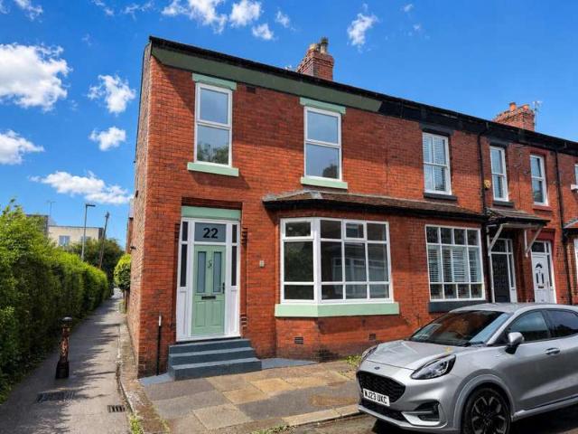 3 Bedroom End Of Terrace House
