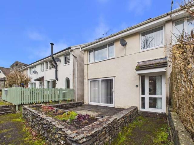 3 Bedroom End Of Terrace House