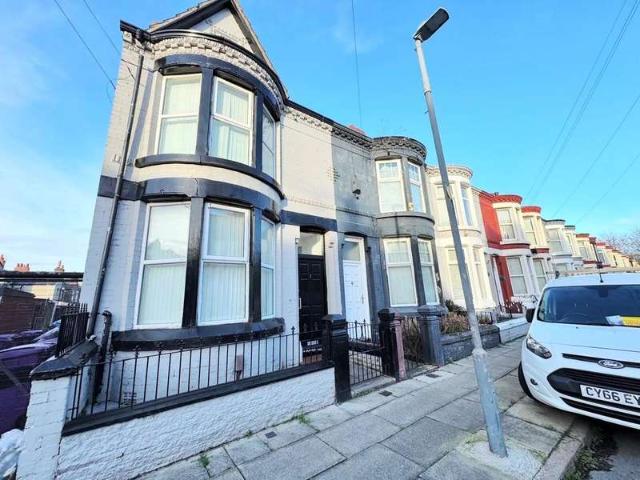 3 Bedroom End Of Terrace House