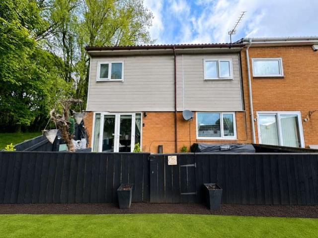 3 Bedroom End Of Terrace House