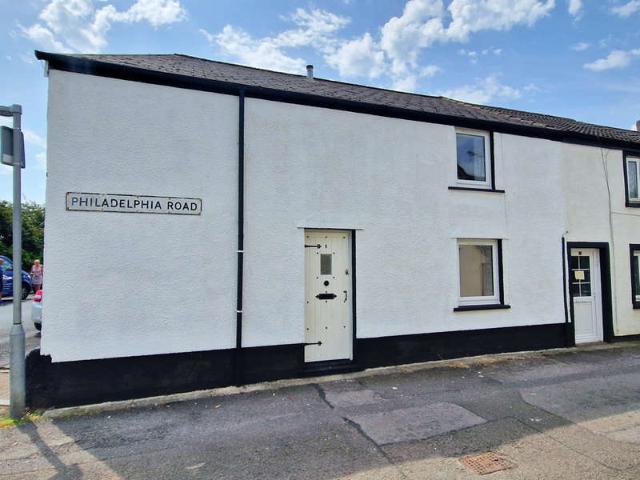 3 Bedroom End Of Terrace House