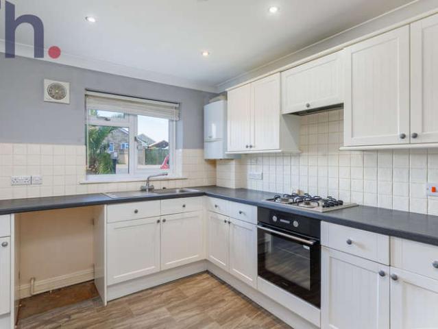 3 Bedroom End Of Terrace House