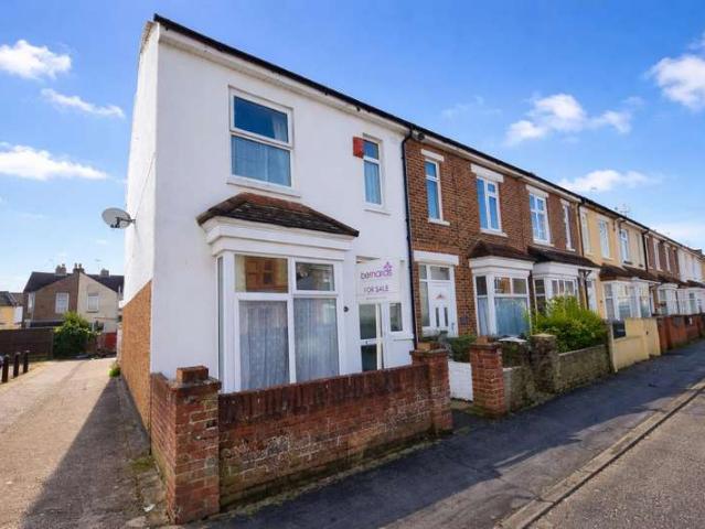 3 Bedroom End Of Terrace House
