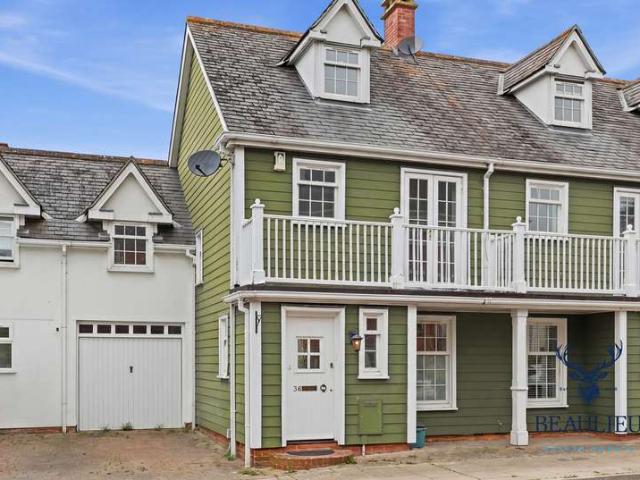 3 Bedroom End Of Terrace House