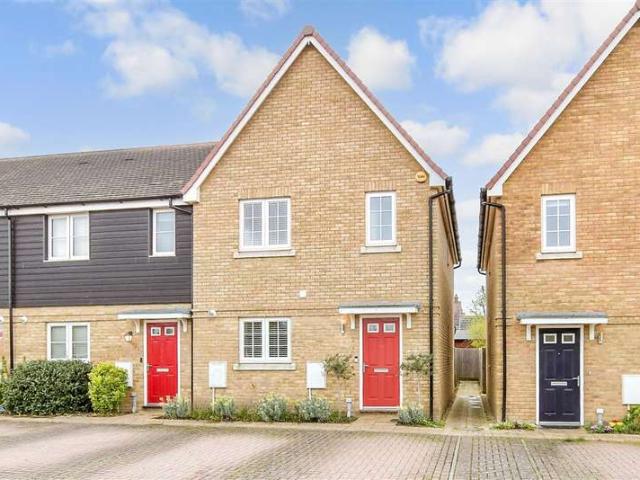 3 Bedroom End Of Terrace House