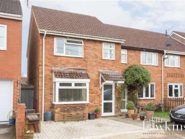 3 Bedroom End Of Terrace House