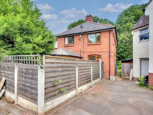 3 Bedroom Semi Detached House