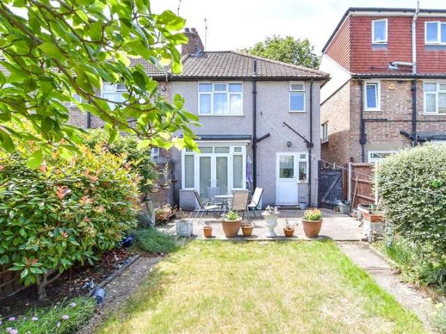 3 Bedroom End Of Terrace House