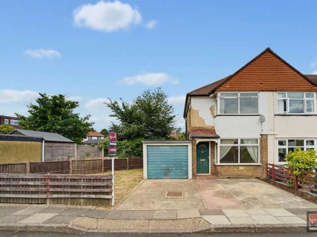 3 Bedroom End Of Terrace House