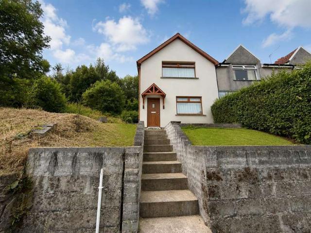 3 Bedroom End Of Terrace House