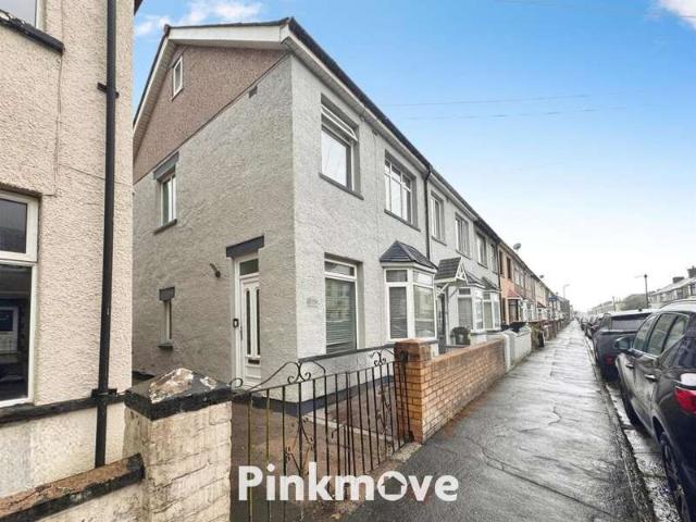 3 Bedroom End Of Terrace House