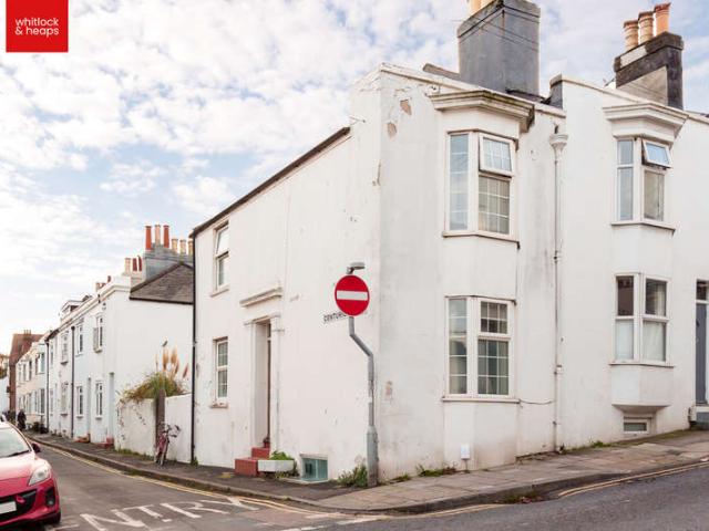 3 Bedroom End Of Terrace House