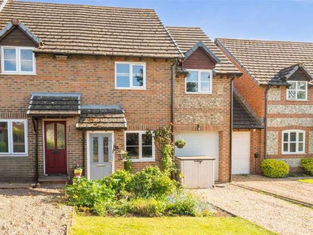 3 Bedroom End Of Terrace House