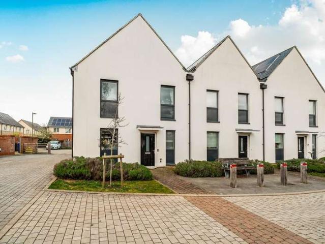 3 Bedroom End Of Terrace House