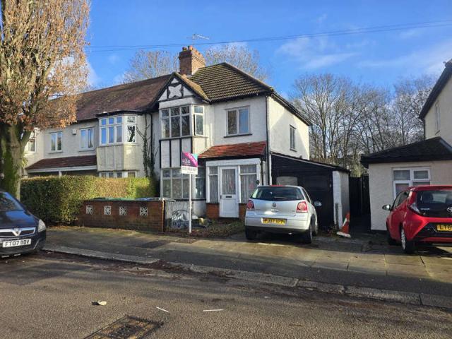 3 Bedroom End Of Terrace House