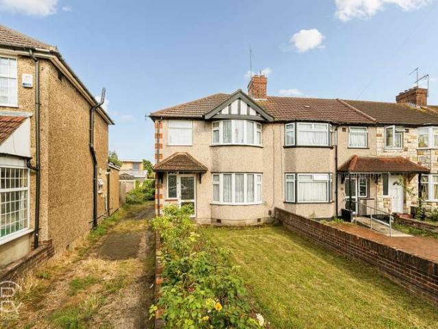 3 Bedroom End Of Terrace House