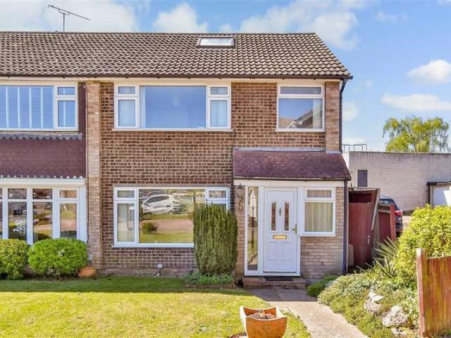 3 Bedroom End Of Terrace House