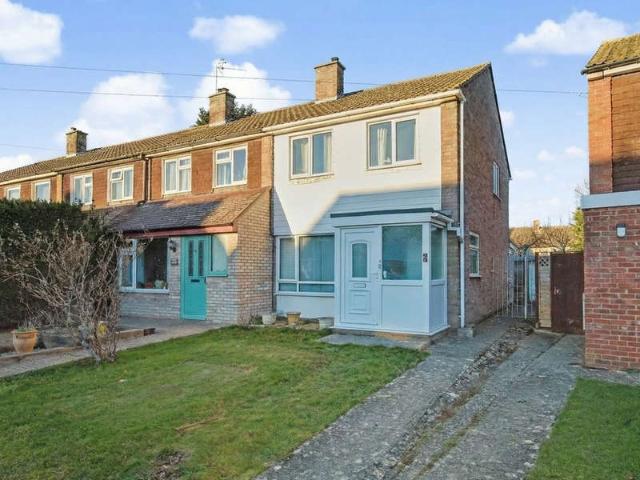 3 Bedroom End Of Terrace House