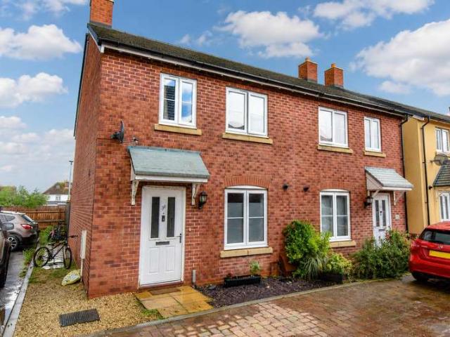 3 Bedroom End Of Terrace House