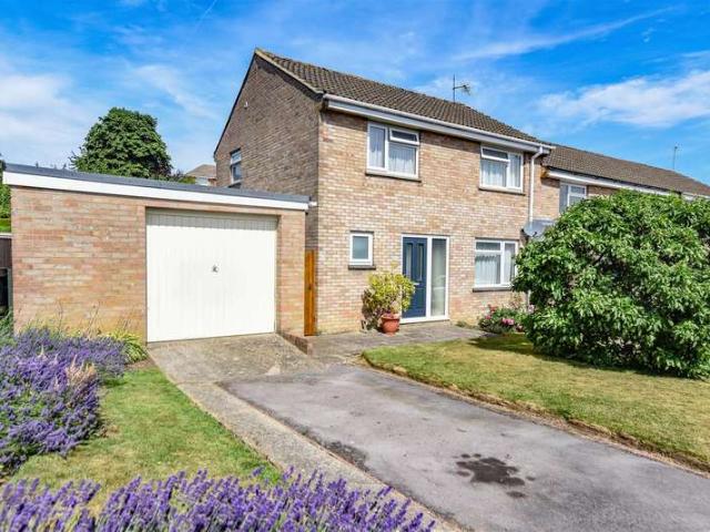 3 Bedroom End Of Terrace House