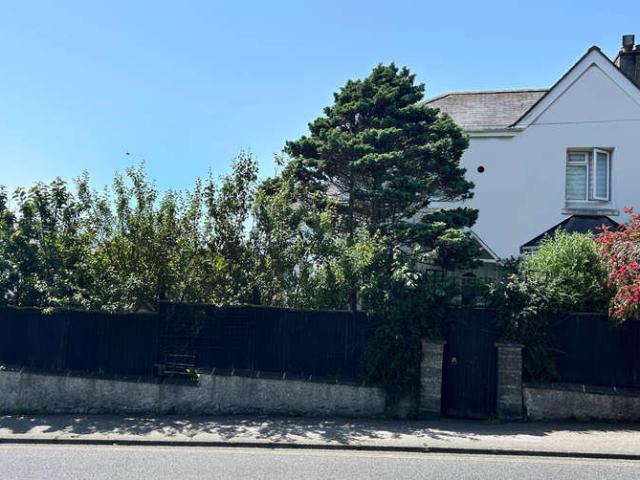 3 Bedroom End Of Terrace House