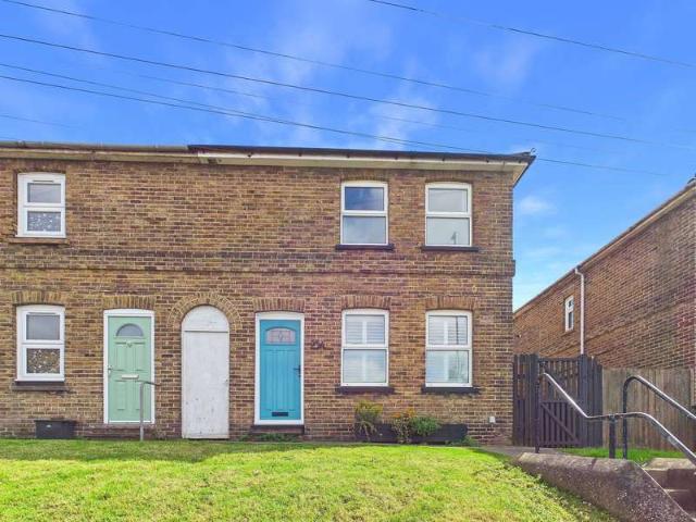3 Bedroom End Of Terrace House