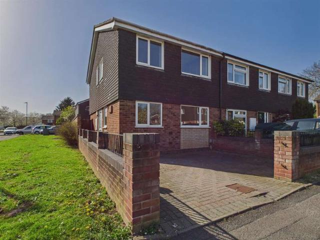 3 Bedroom End Of Terrace House