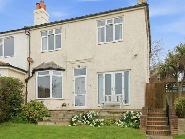 3 Bedroom End Of Terrace House
