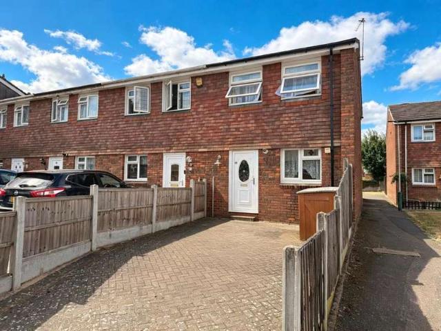 3 Bedroom End Of Terrace House