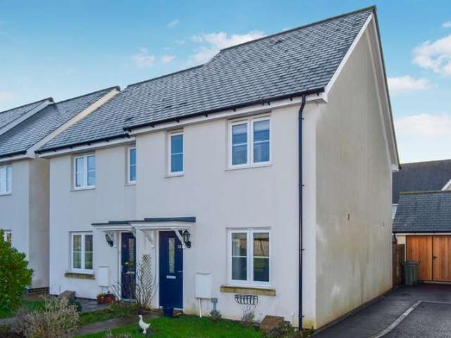 3 Bedroom End Of Terrace House