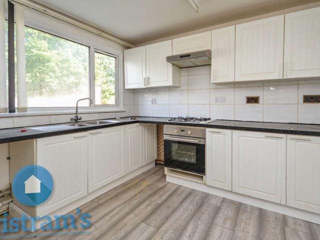 3 Bedroom End Of Terrace House